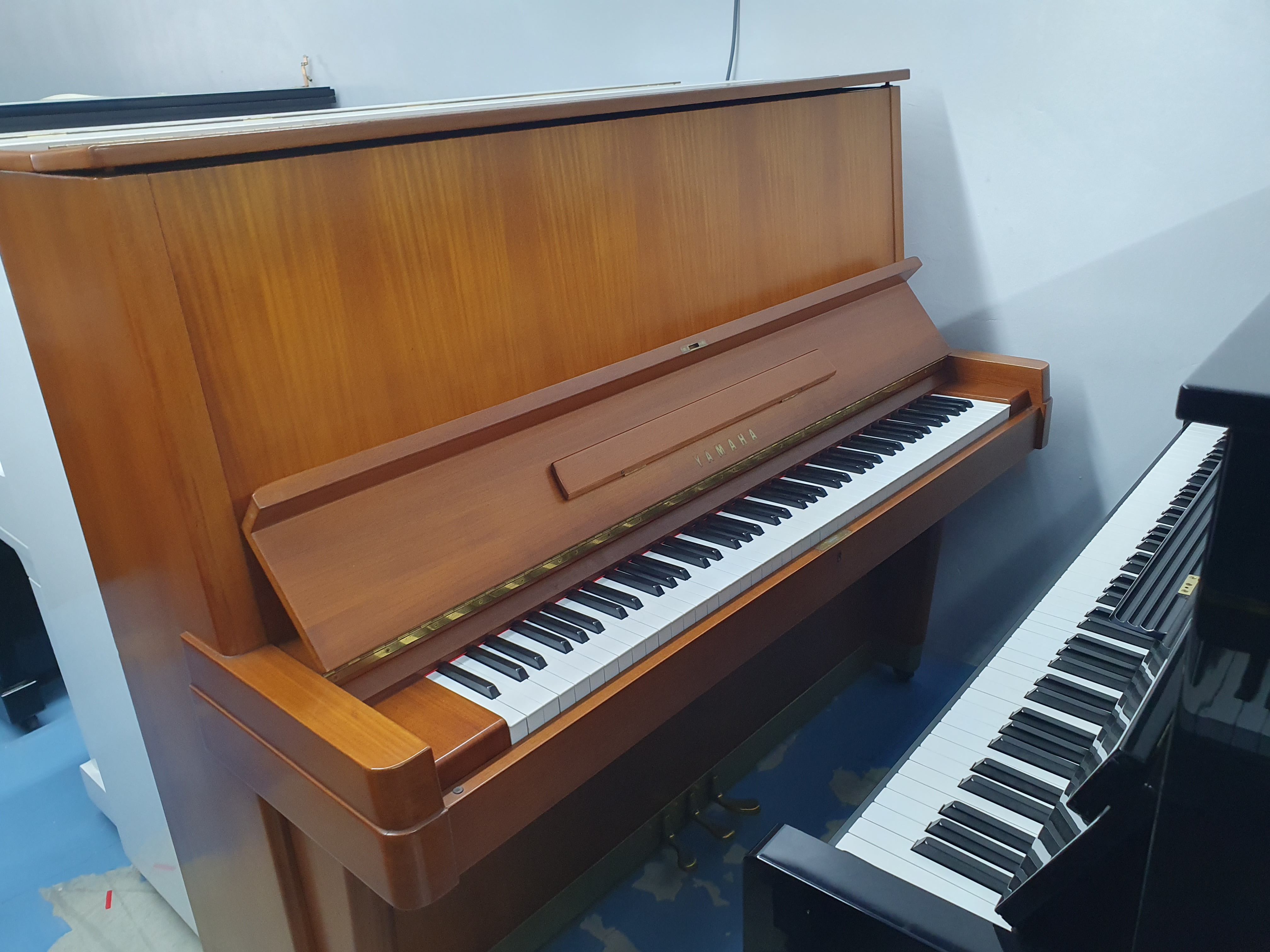 Sonic Brilliance: Yamaha U7A Upright Piano – Your Gateway to ...